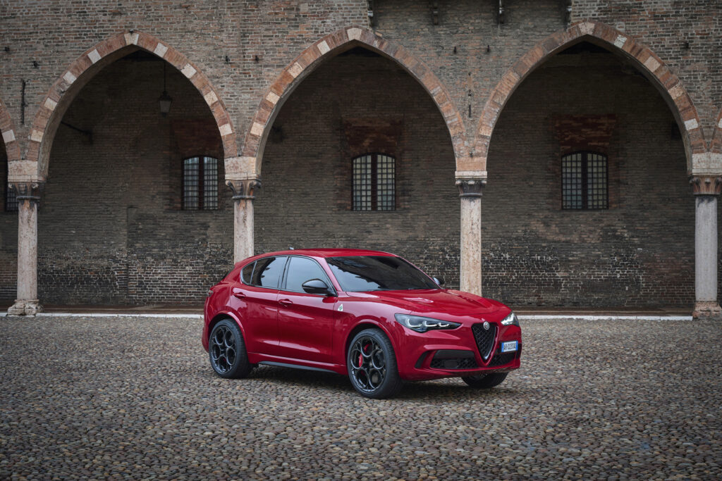 Best 7 Seater Hybrid Suv2023 Alfa Romeo Stelvio Configurations